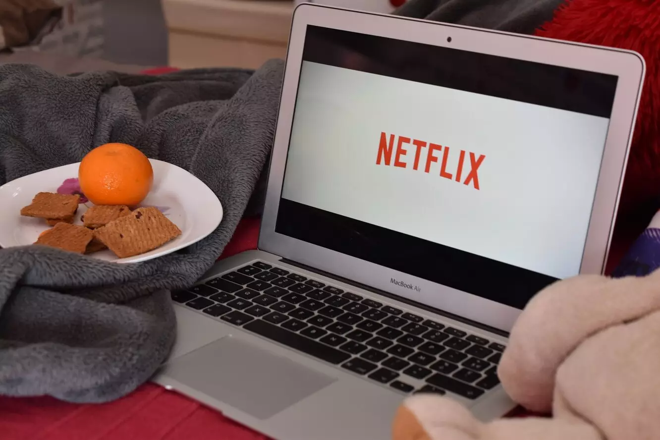 ISP verklot Netflix iwwer ze vill Leit déi Squid Game an aner Serien kucken