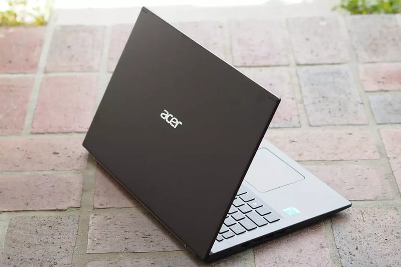 Hackeři ukradli osobní data milionů zákazníků společnosti Acer