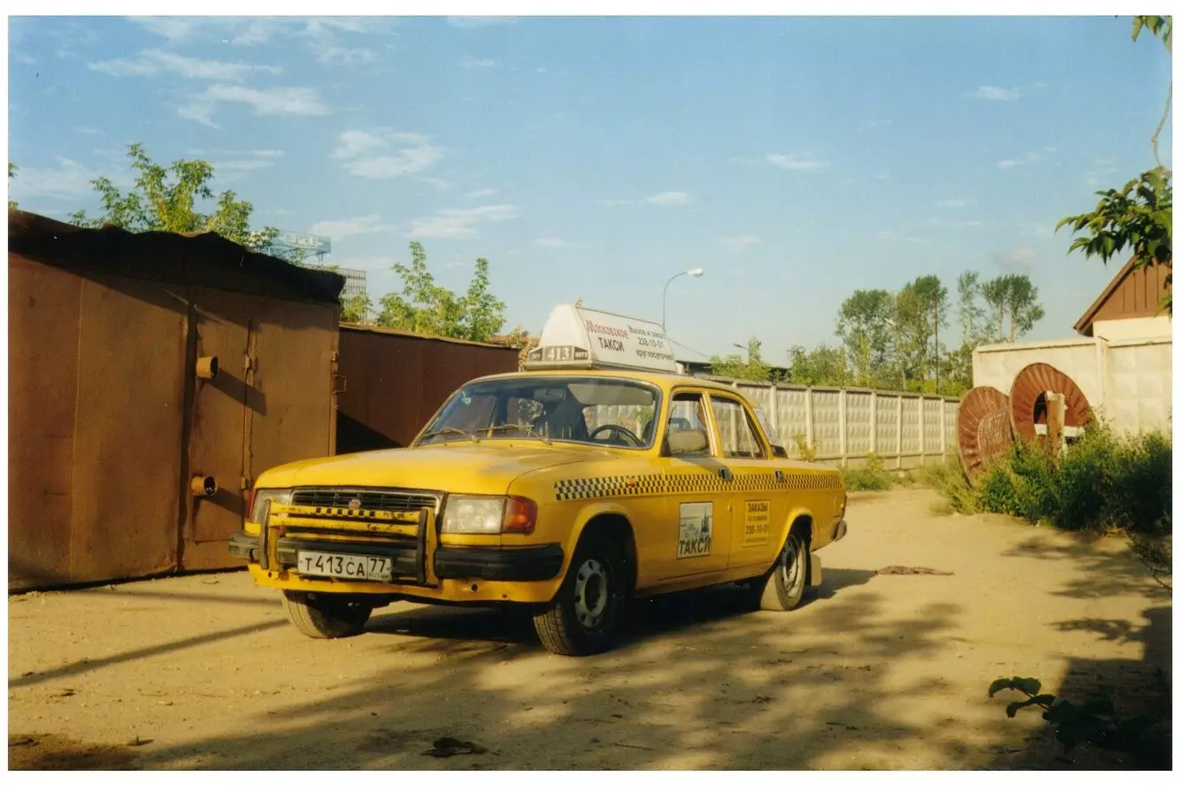 Oyendetsa taxi aku Moscow adzaphunzitsidwa chilankhulo cha Chirasha, 