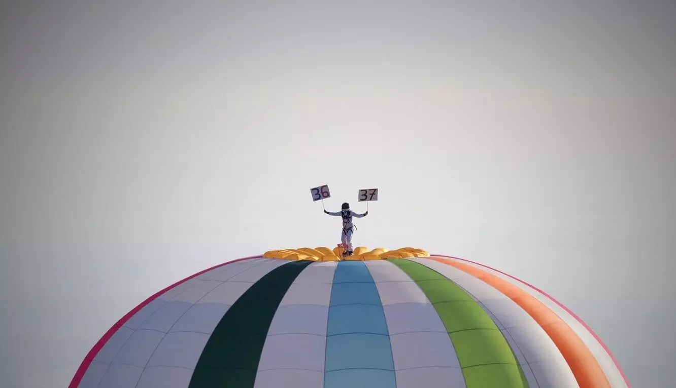 Se ha batido el récord de altitud de un globo aerostático. El francés escaló hasta una altura de 4.000 metros 391199_3