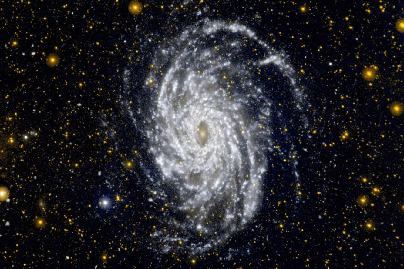 Naukowcy odkryli, że dwa ramiona spiralne Drogi Mlecznej są połączone
