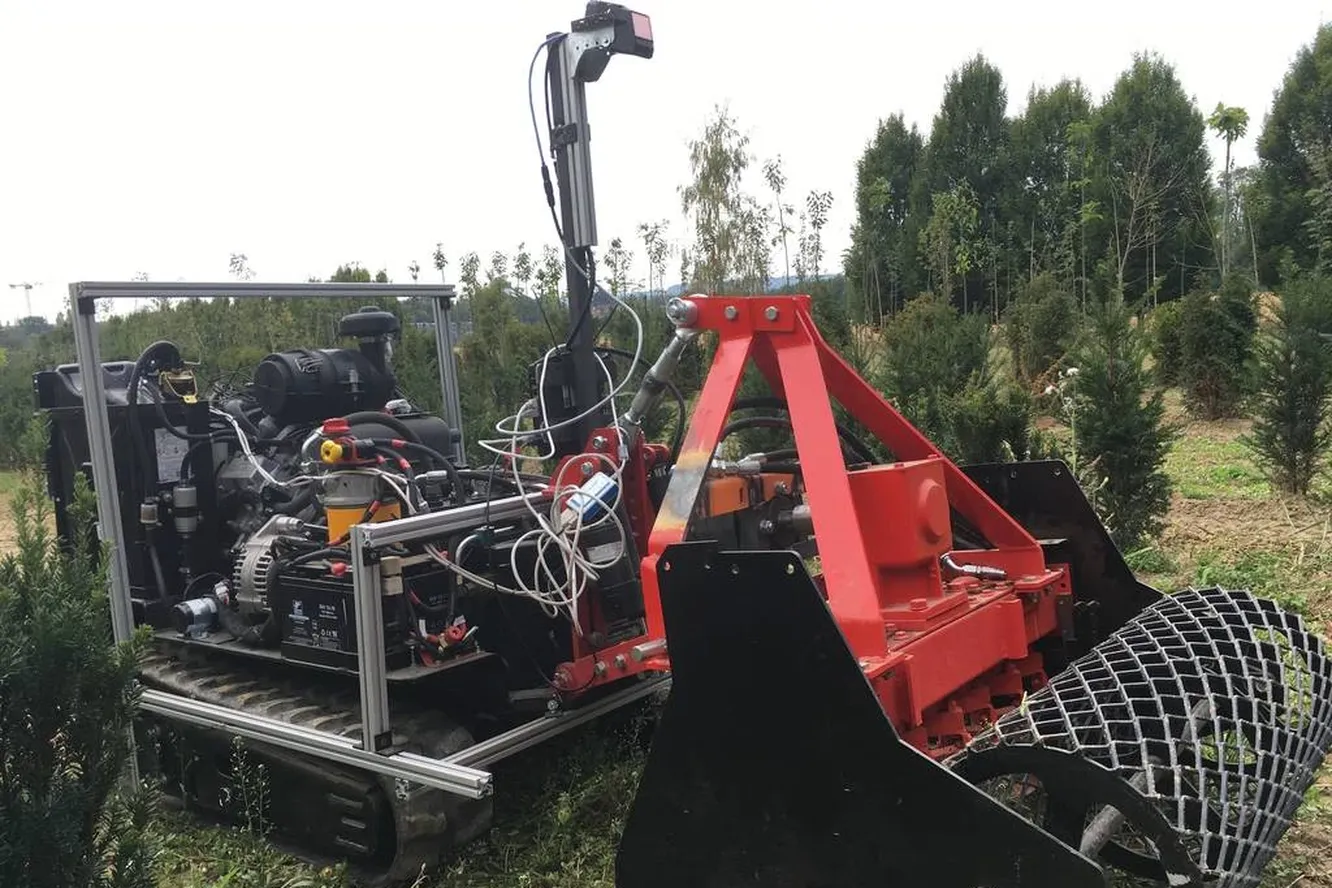 AMU-Bot: il robot giardiniere diserba i letti e si sbarazza delle erbacce