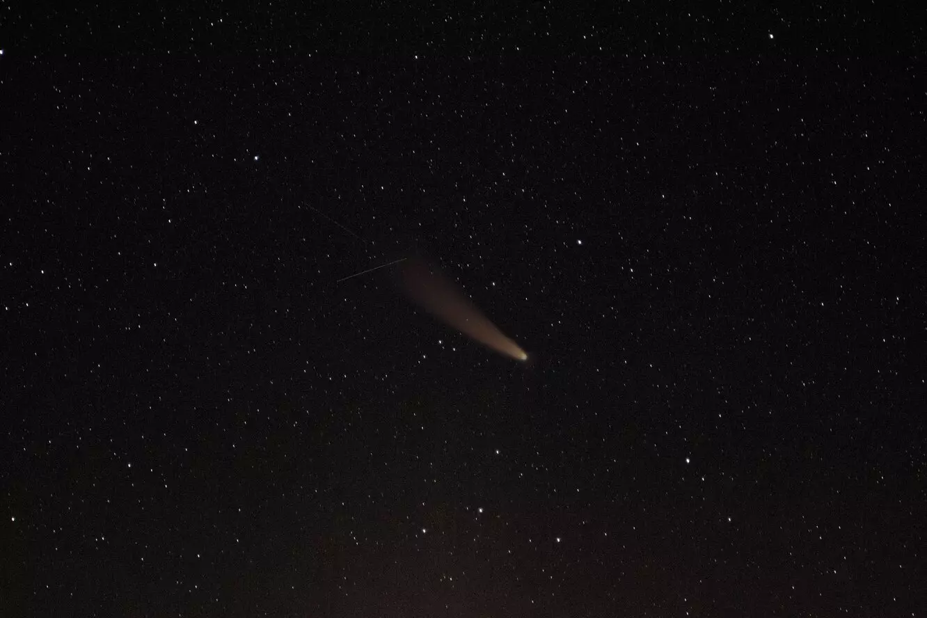 Sjoch omheech: Roskosmos liet de flecht sjen fan in asteroïde potinsjeel gefaarlik foar de ierde