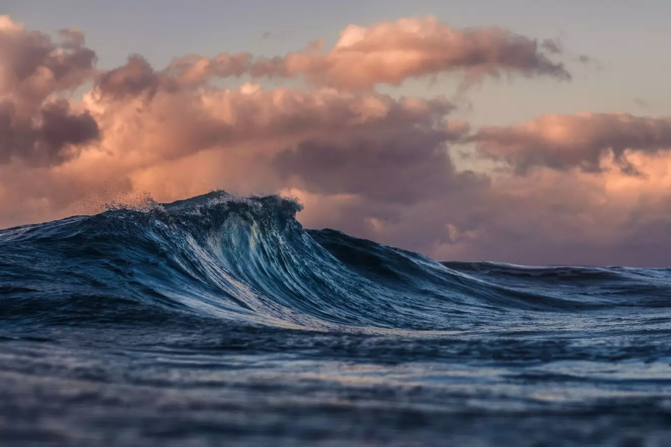 Rekordná vlna príšer zasiahla „raz za tisícročie“ pri pobreží Kanady