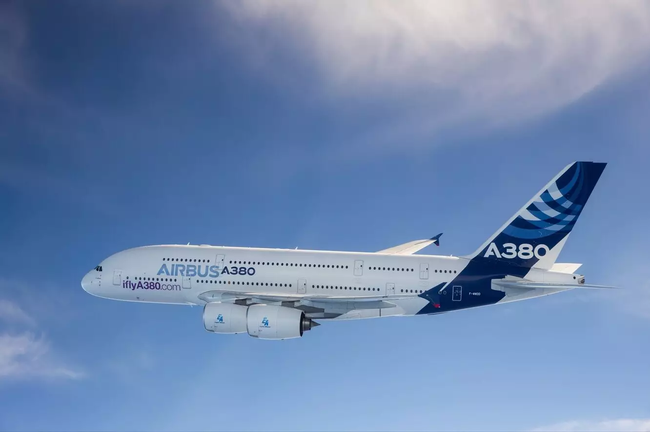 Airbus A380 XWB