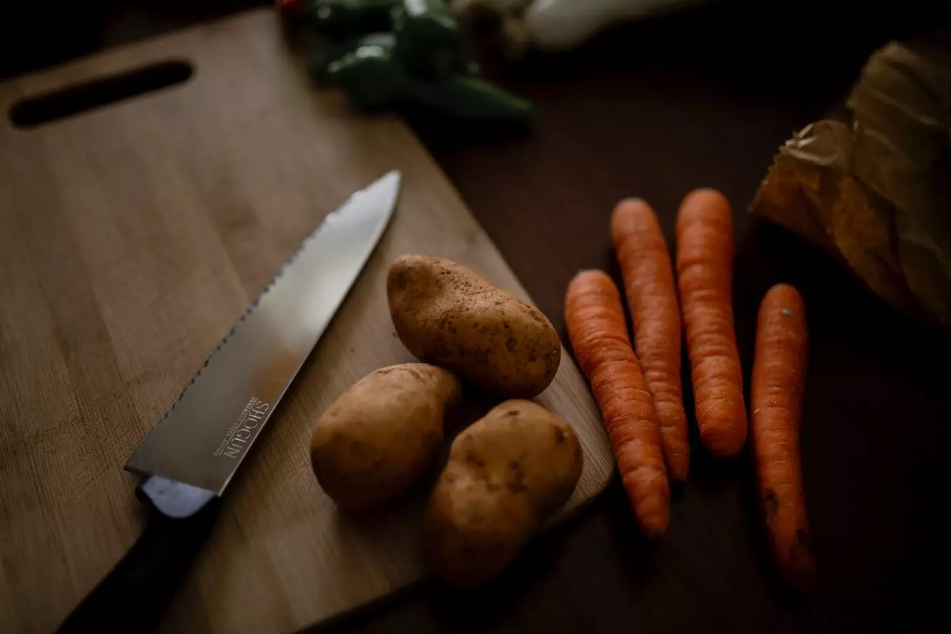 Com pelar les patates correctament i ràpidament?