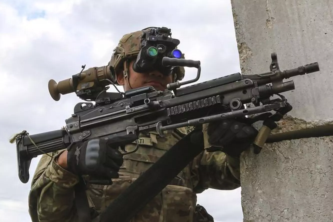 Армейскія акуляры начнога бачання робяць поле бою падобным на відэагульню