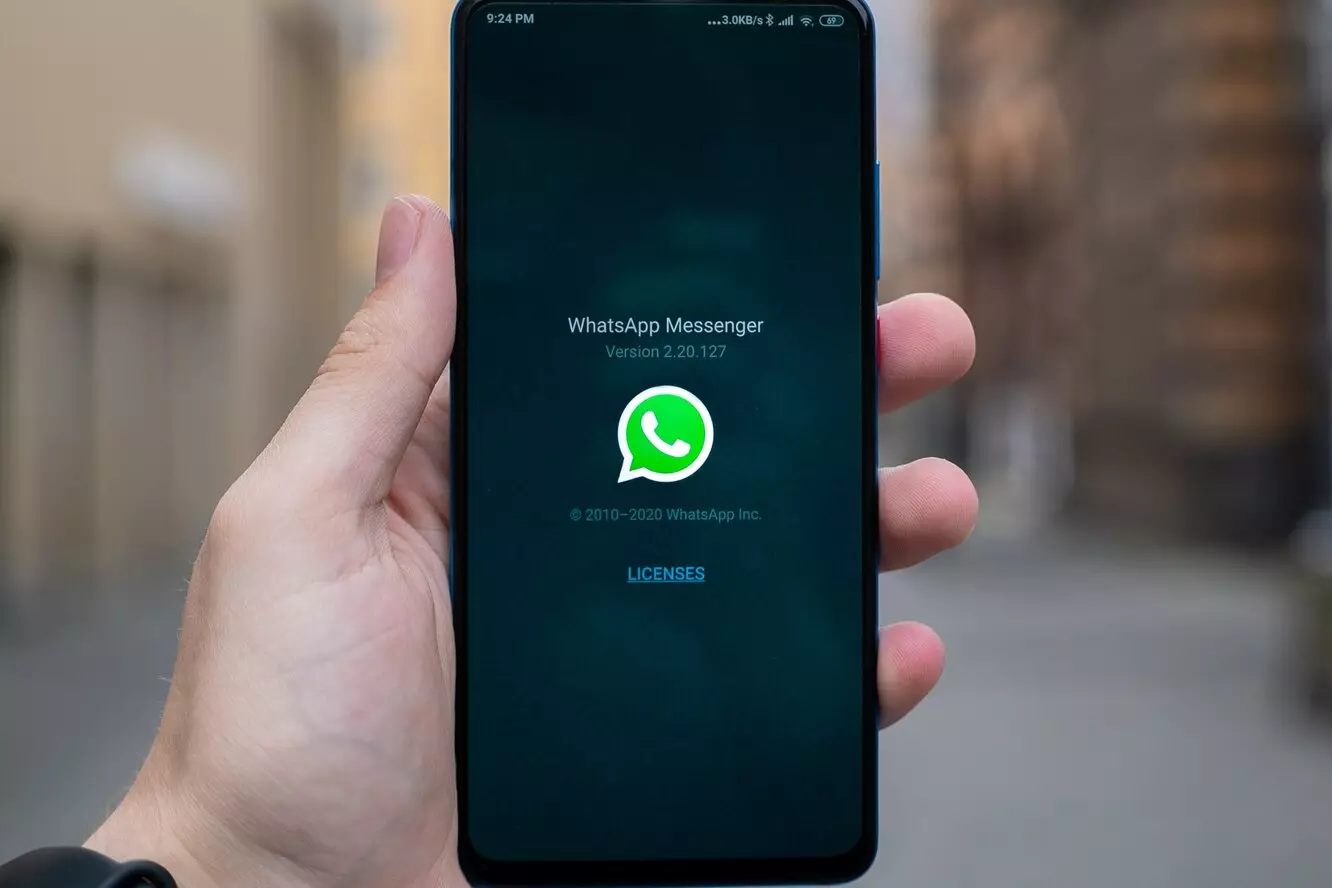 Kodėl „WhatsApp“ ragina Amerikos vartotojus nesiųsti tekstinių pranešimų?