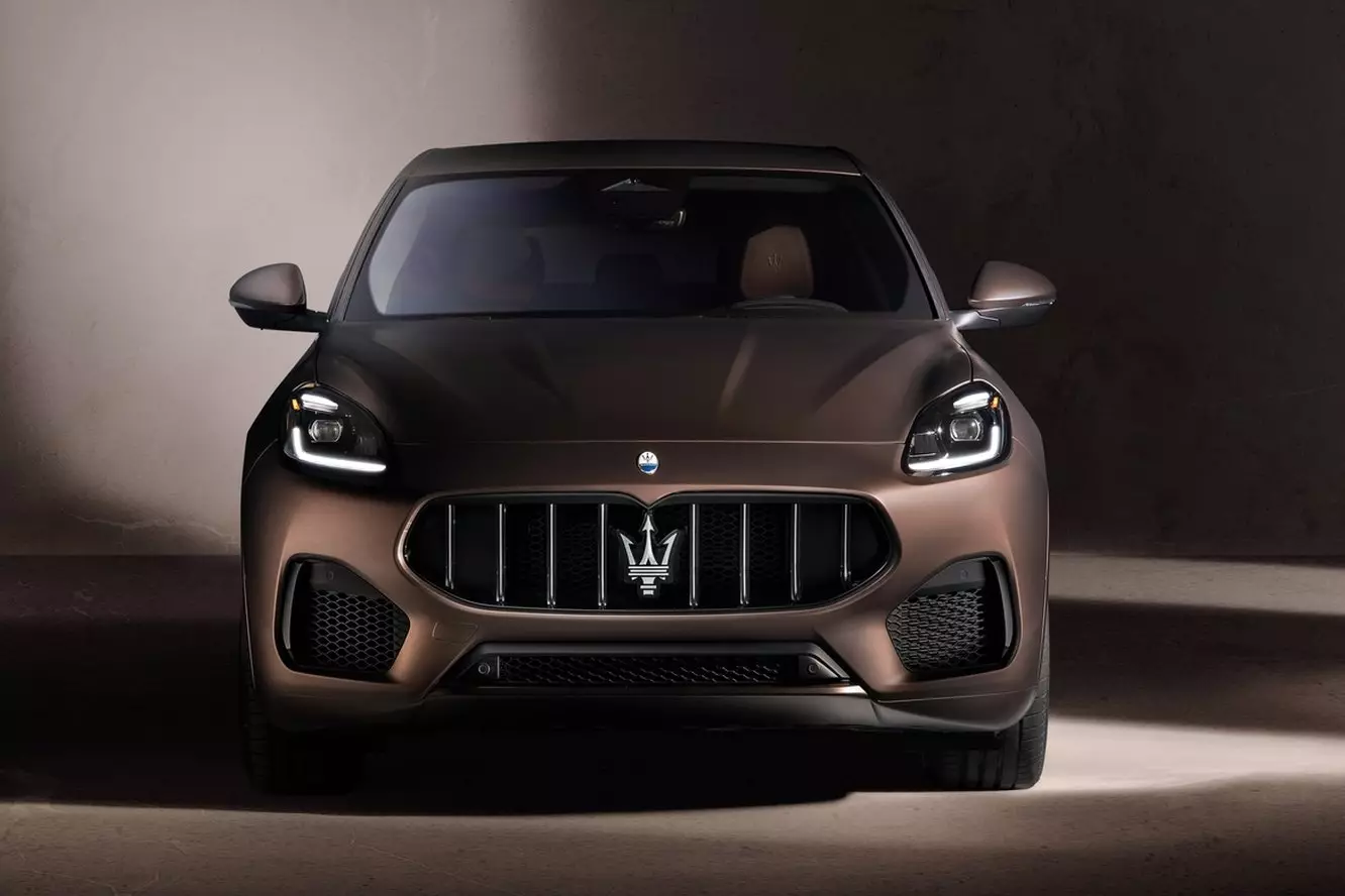 Maserati a dévoilé le nouveau crossover Grecale. Elle sera également électrique.