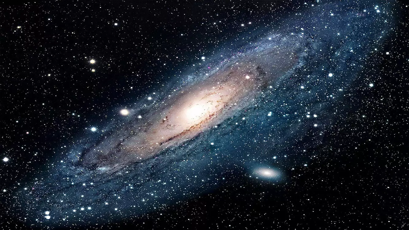 Galaxia Andromeda. Záber z vesmírneho teleskopu