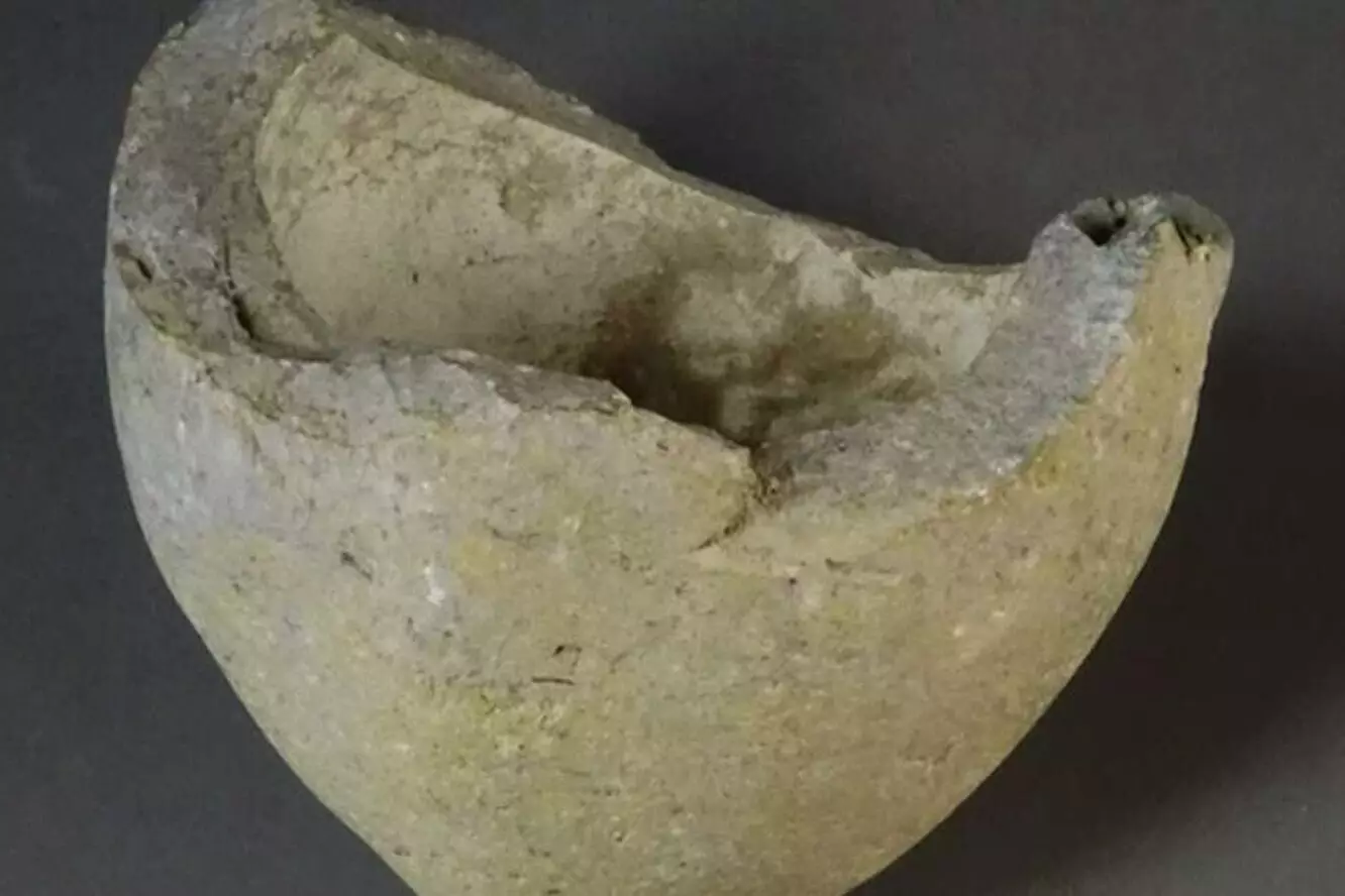 Des archéologues ont trouvé des fragments d'une grenade à main à Jérusalem, qui a probablement été utilisée pendant les croisades