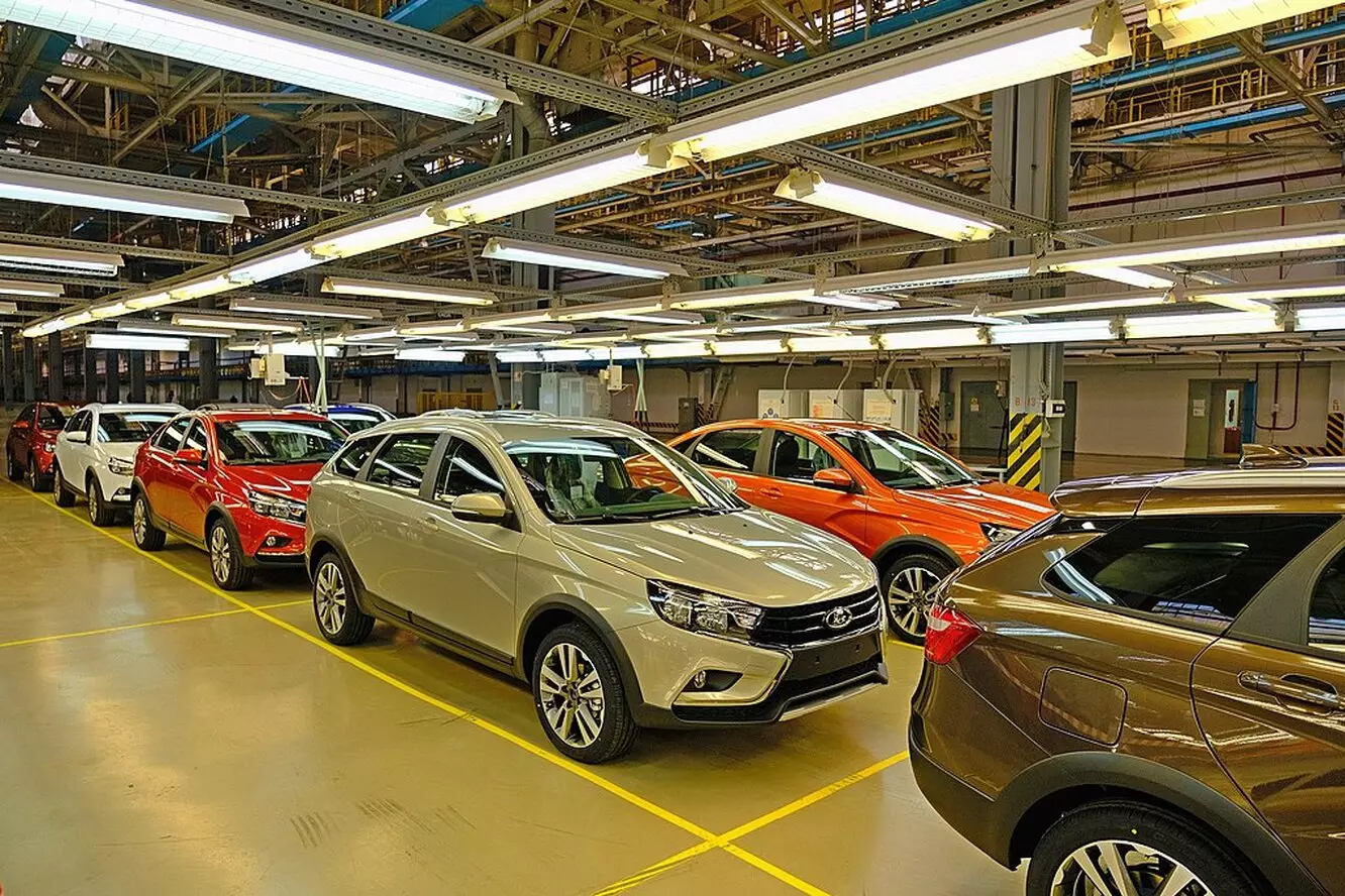 AvtoVAZ sal motorsamestelling stop