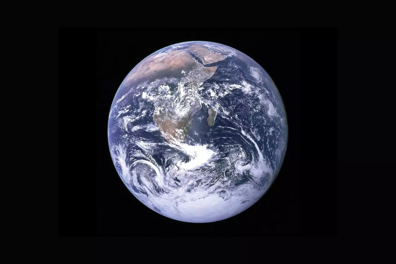 Per què el nostre planeta es diu Terra: d'on prové aquesta paraula?