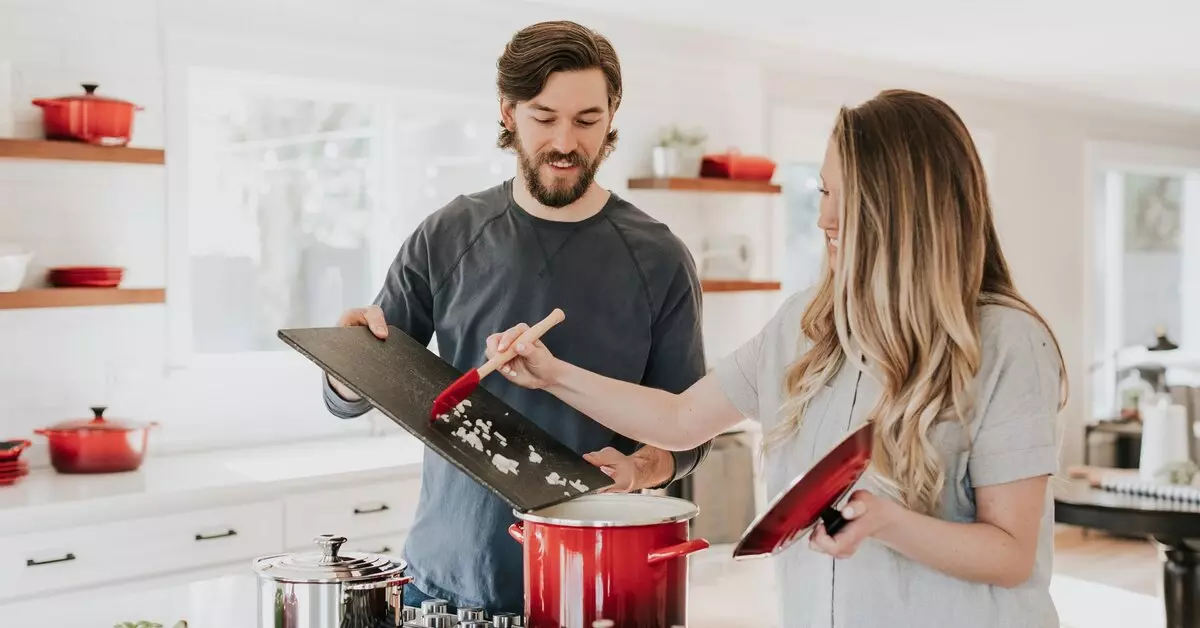 Hoe u goedkoop en snel reparaties in de keuken kunt uitvoeren: technologische en interieuroplossingen voor de keuken die uw huis moderner en comfortabeler maken