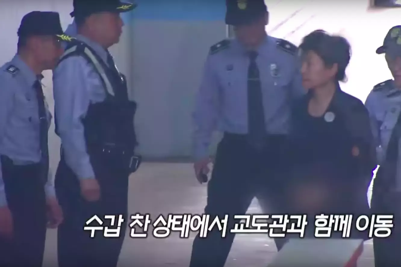 Nei vezvenhau muJapan, France neSouth Korea vachidzima mahandcuffs pamaoko evanofungidzira