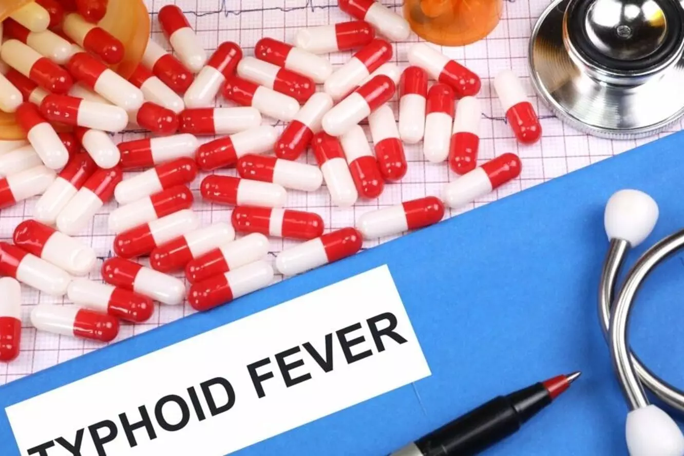 Ang mga strain ng typhoid na lumalaban sa antibiotic ay kumakalat mula sa Timog Asya