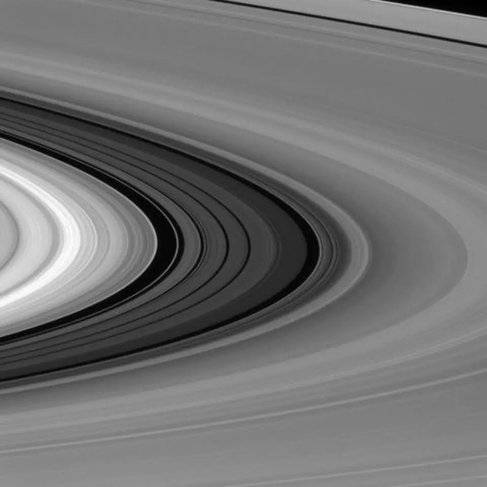 13 labākās Saturna fotogrāfijas: Cassini misijas gadadiena 41426_2