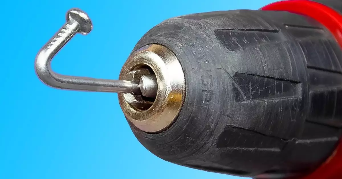 Drill hacks: tornavida və qazmağı necə istifadə etmək barədə video tərtibatı