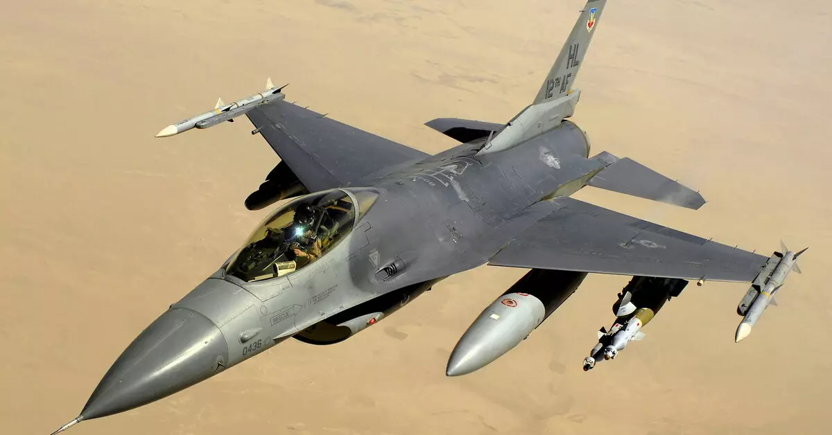 સમૃદ્ધિના 40 વર્ષ: F-16 ફાઇટીંગ ફાલ્કન